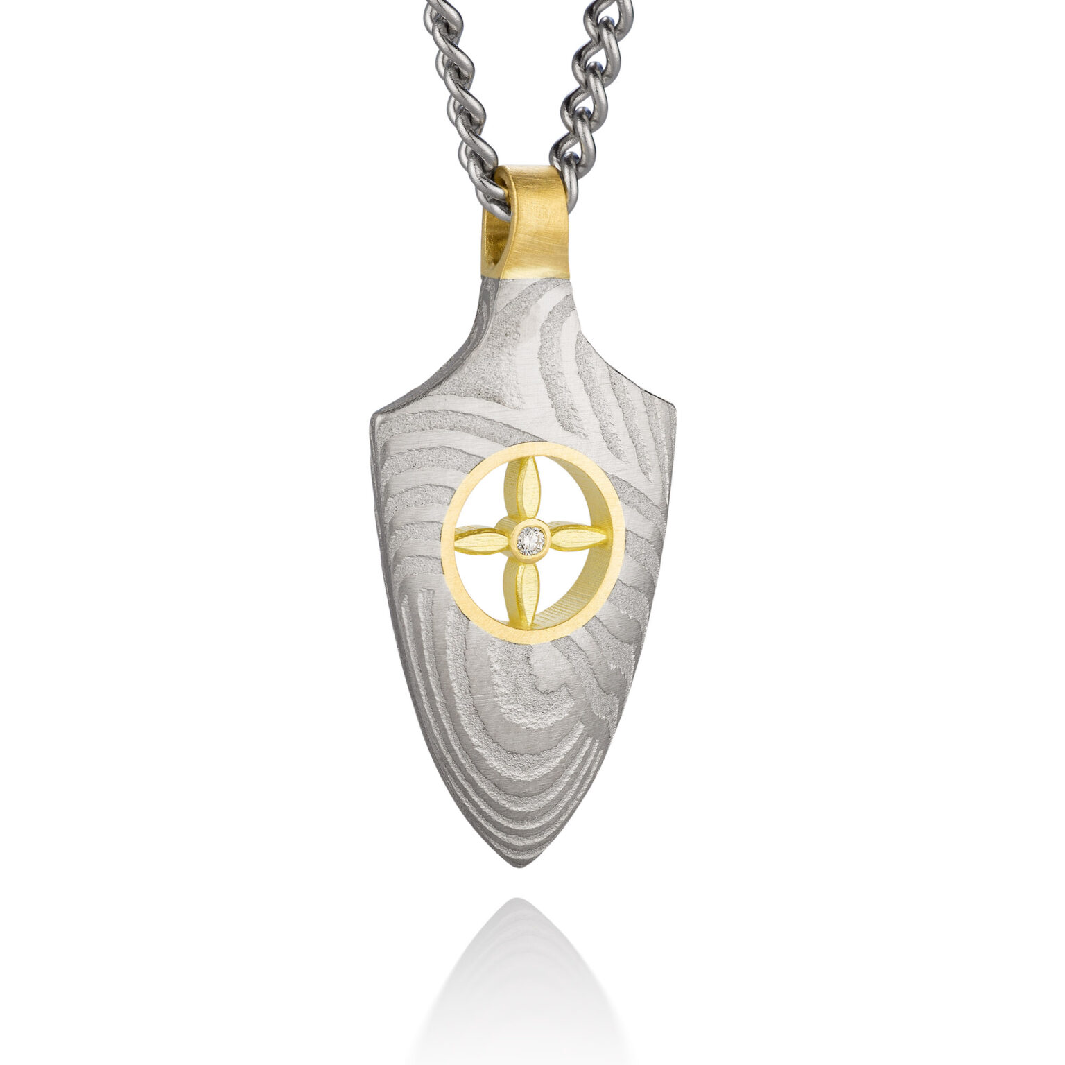 Yanone Pendant, Four Leaves